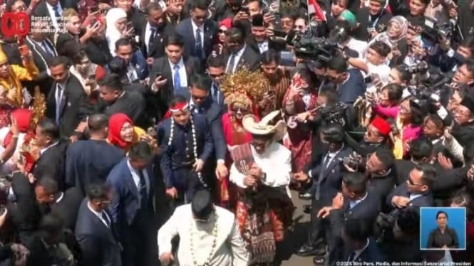 Tabola Bale Semarakan Panggung Istana, Meriahkan Penutupan HUT ke-80 RI ...