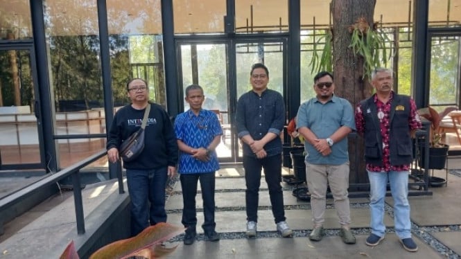 Jazz Romantic Night di Coban Rondo: Malam Tahun Baru Paling Romantis ...