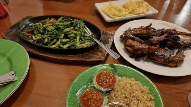 Ayam Bakar Primarasa Semarang: Legenda Kuliner Keluarga dengan Cita ...