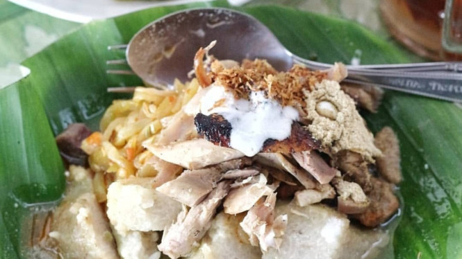 Opor Bakar Kudus: Sensasi Kuliner Tradisional yang Wajib Dicoba Wisatawan
