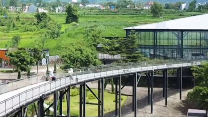 Menikmati Keindahan dari Ketinggian di Malang Skyland: Destinasi Wisata ...