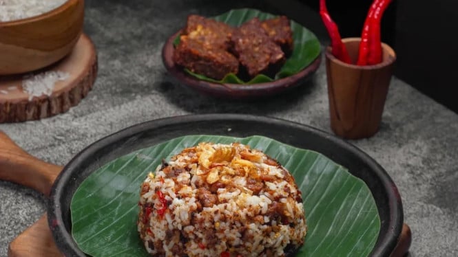 Mengenal Nasi Tutug Oncom Kuliner Tradisional Khas Sunda yang Gurih dan ...
