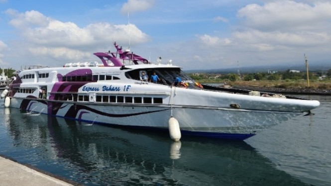 Express Bahari Kembali Berlayar, Konektivitas Laut Banyuwangi–Denpasar ...