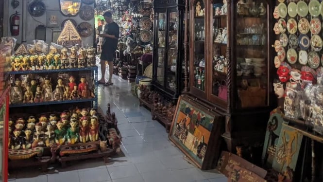 Pasar Antik Triwindu Solo: Surga Kolektor dan Wisata Budaya di Jantung Kota