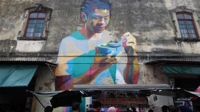 Jejak Warna di George Town: Bagaimana Seni Mural Mengubah Wajah Kota Tua