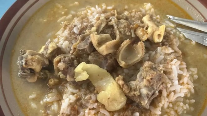 Kuliner Madiun Viral! Nasi Gule Super Jumbo Rp12 Ribu di Sate Kambing ...