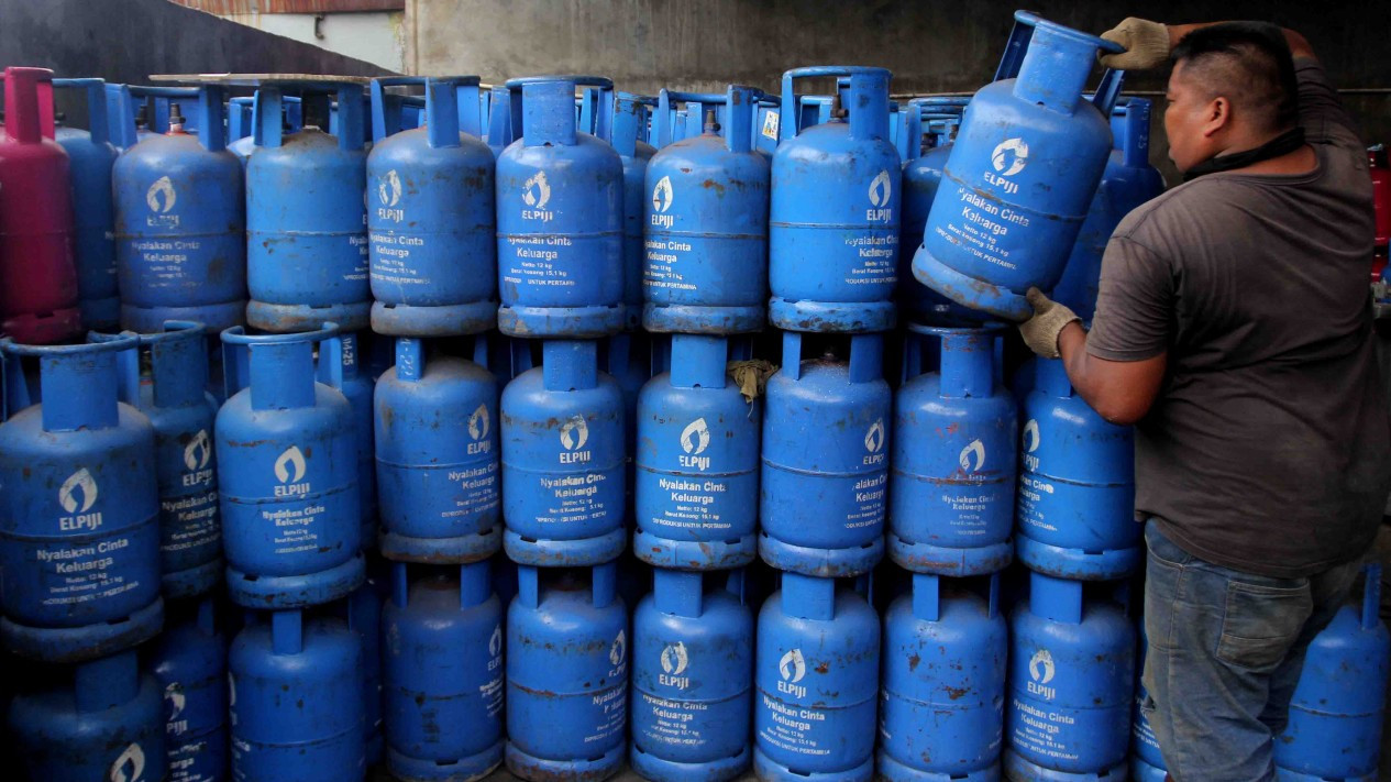 Gas Elpiji Biru 12 Kg Mulai Ditarik - Vlix.id
