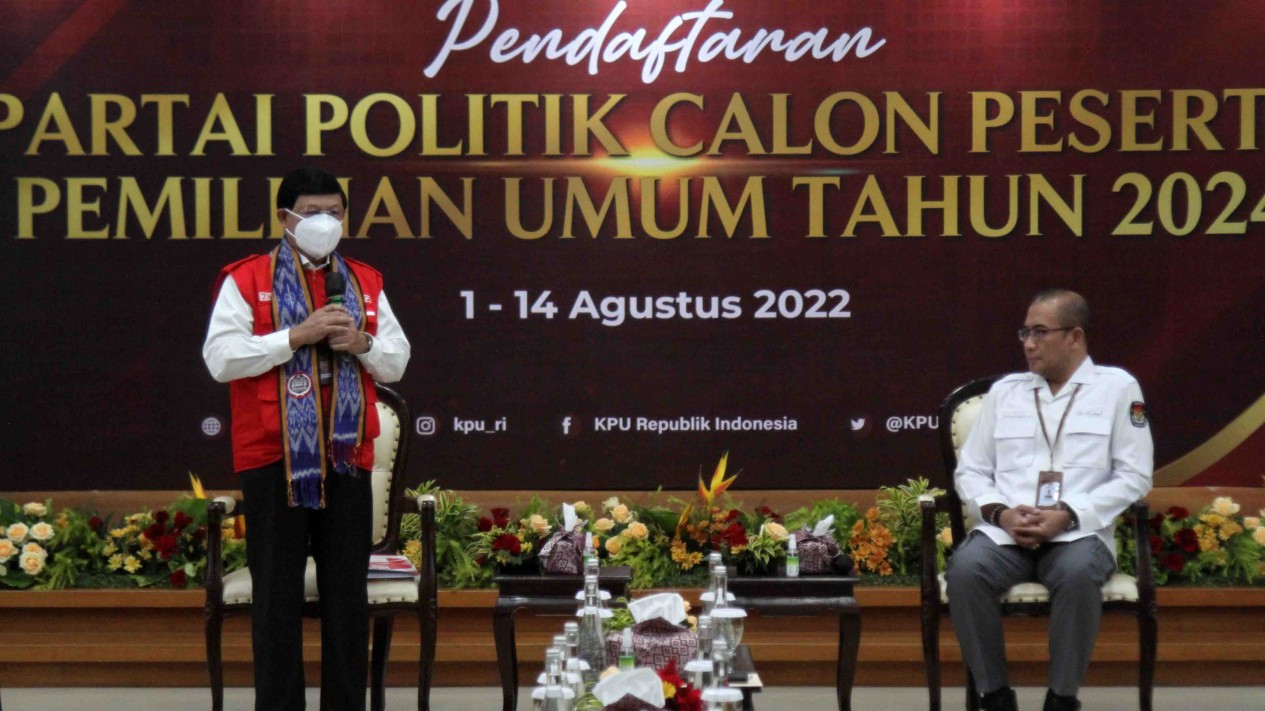 Partai Keadilan dan Persatuan Daftar Calon Peserta Pemilu - Vlix.id