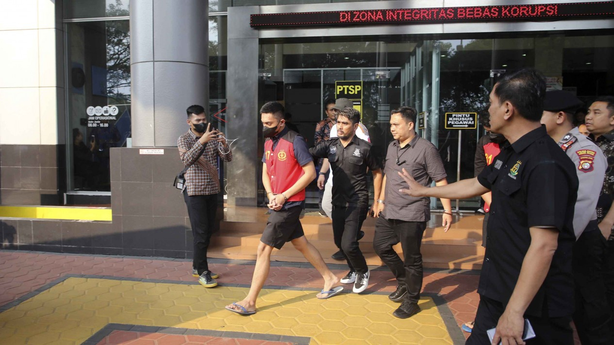 Pakai Rompi Tahanan Kejaksaan Mario Dandy cs Segera Disidang - Vlix.id Pakai Rompi Tahanan Kejaksaan Mario Dandy cs Segera Disidang - Vlix.id