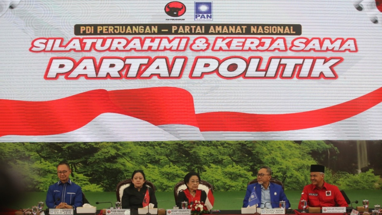 Pertemuan PDI-P dan PAN - Vlix.id