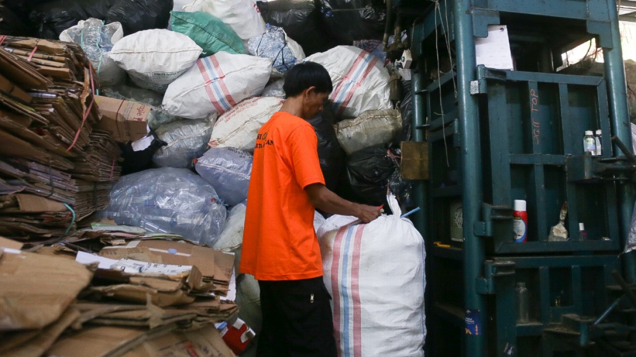 Peringati Hari Peduli Sampah 2024 - Vlix.id Peringati Hari Peduli Sampah 2024 - Vlix.id