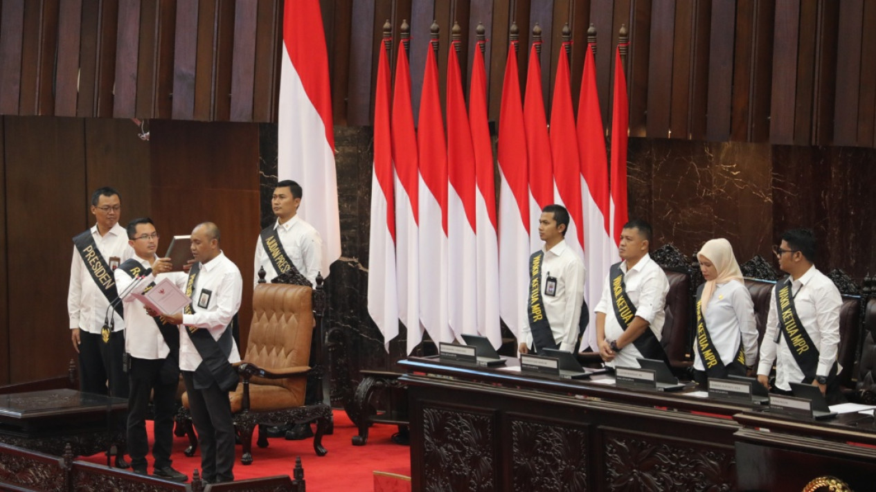 Gladi Bersih Jelang Pelantikan Presiden dan Wakil Presiden - Vlix.id