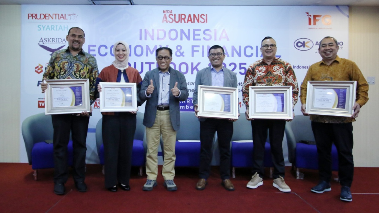 Indonesia Economy & Financial Outlook 2025 - Vlix.id