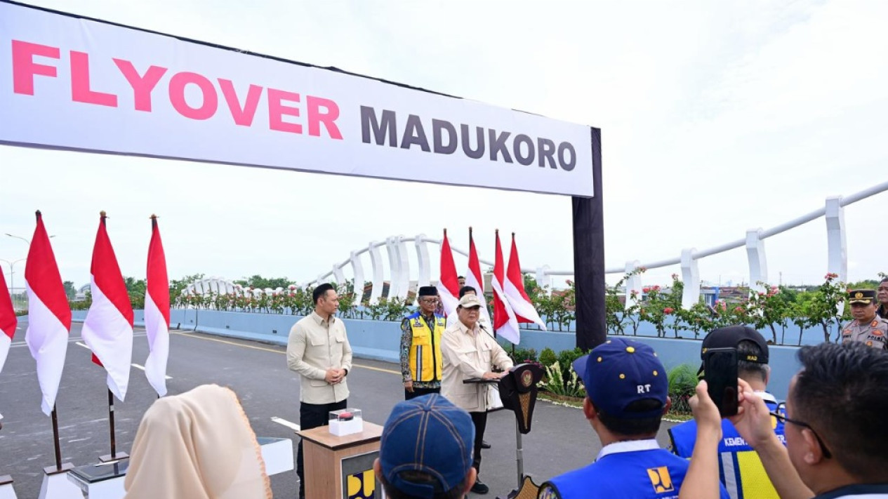 Presiden Prabowo Resmikan Flyover Madukoro - Vlix.id