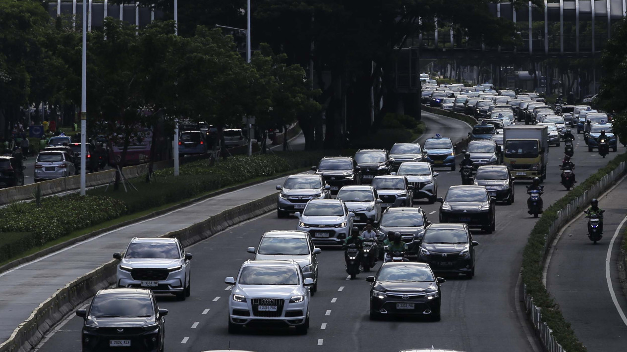 Penerapan PPN 12 Persen pada Kendaraan Bermotor - Vlix.id