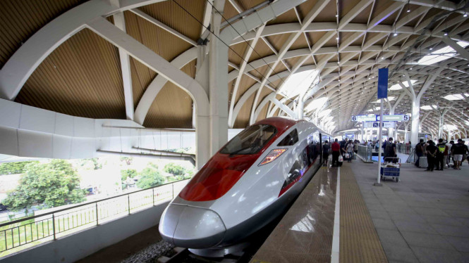 Nataru 2025 KAI Siapkan 44,7 Juta Kursi Kereta - Vlix.id